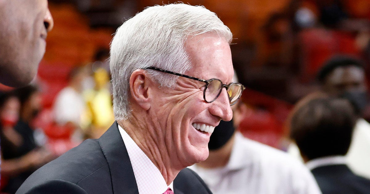 Mike Breen won't call Celtics-Heat Game 7 after ESPN play-by-play man ...