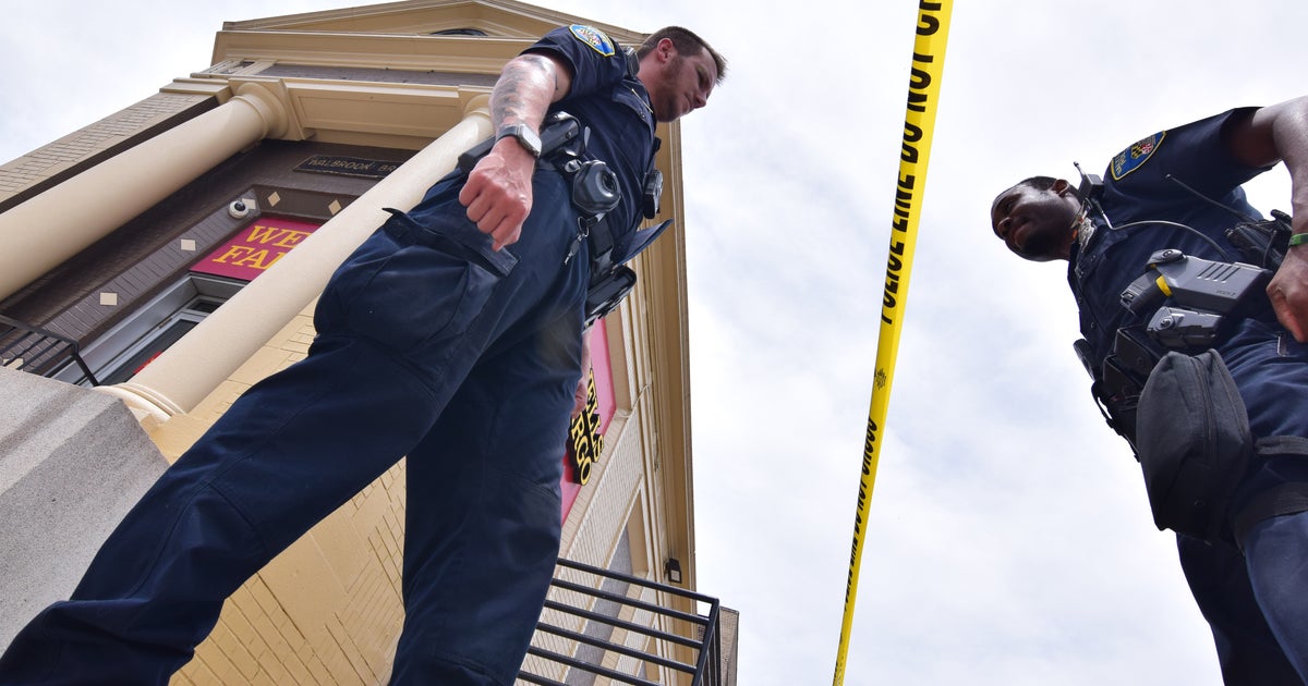 Southwest Baltimore Bank Robbery Suspect Ran Off With 2k Police Say