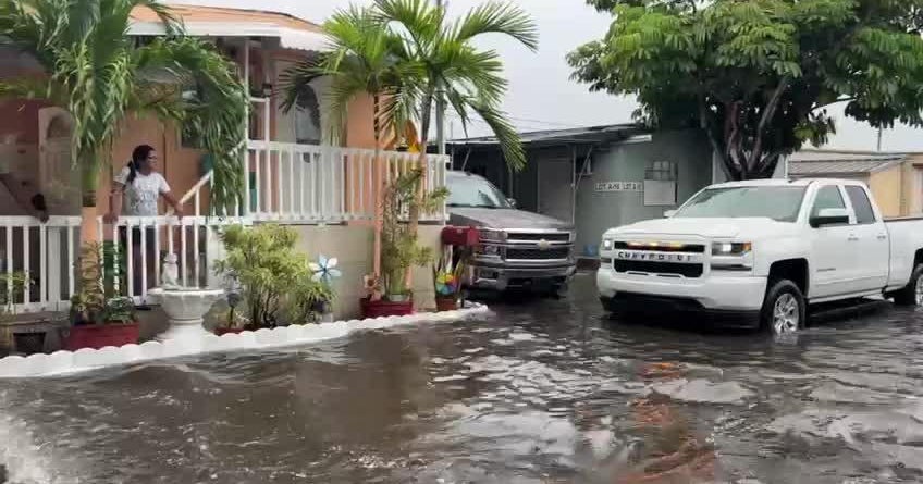 Hialeah neighborhood already dealing with major flooding - CBS Miami