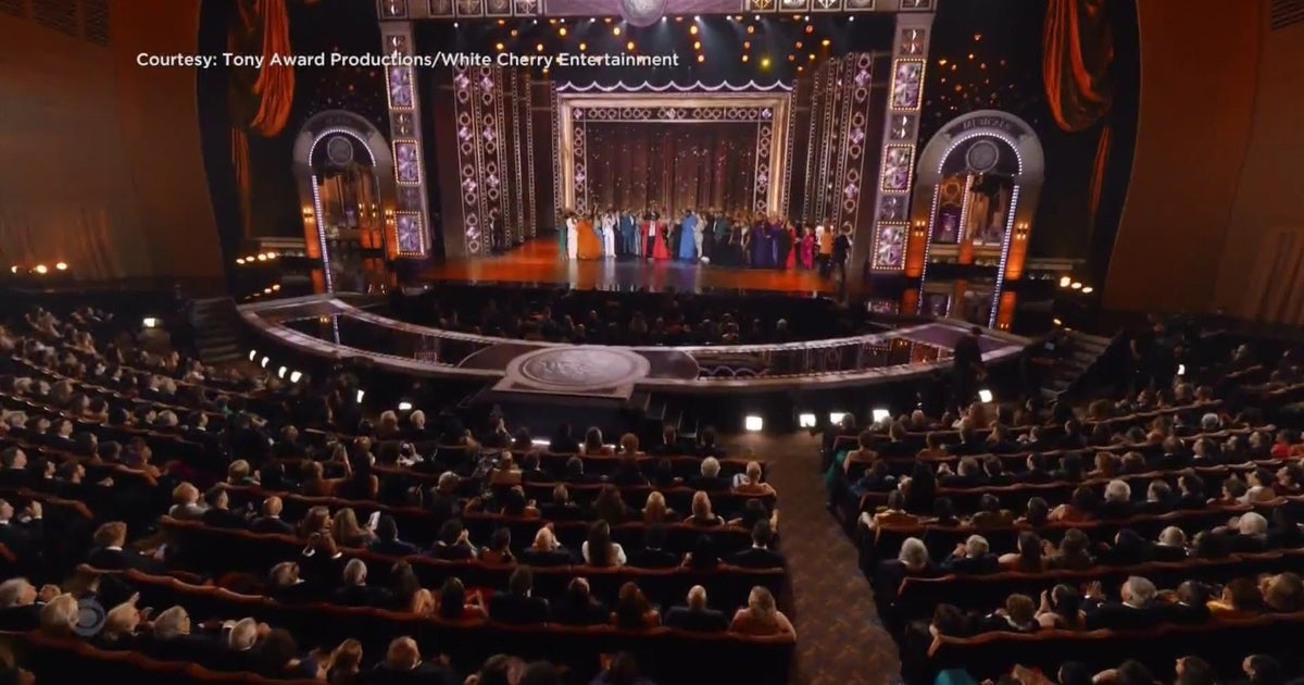 Chicago's Jennifer Hudson now part of exclusive EGOT club with Tony win ...