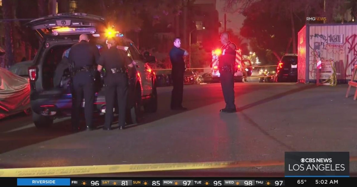 Suspect still at large following double homicide in Hollywood - CBS Los ...