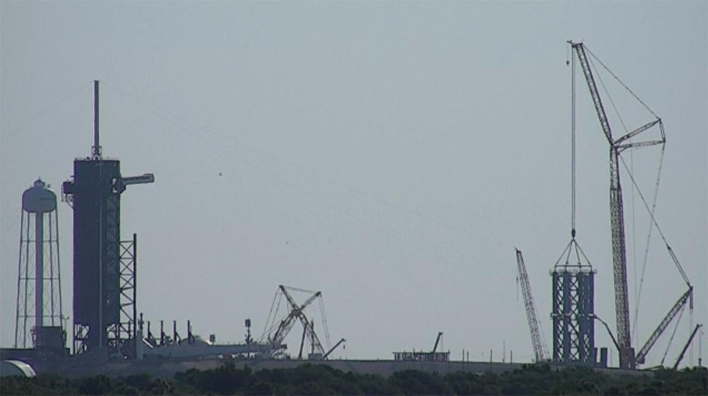 NASA, SpaceX to assess potential Starship threat to Crew Dragon pad ...