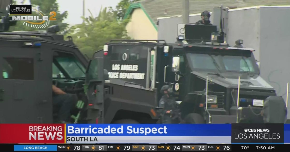 SWAT team called to LAPD standoff with barricaded attempted murder ...