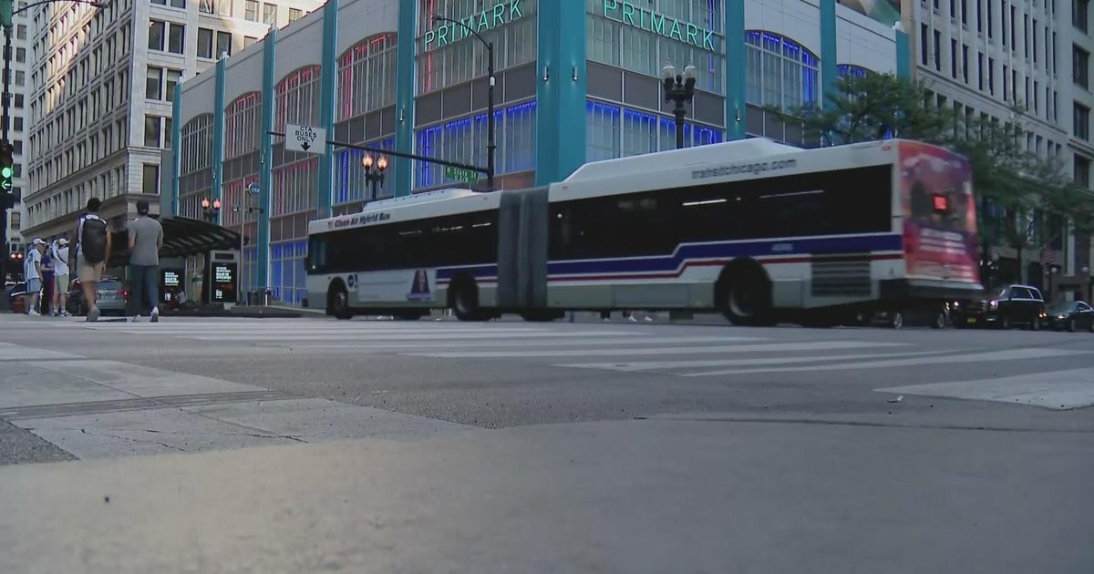 CTA bus drivers say CPD officers now riding buses on some troubled ...