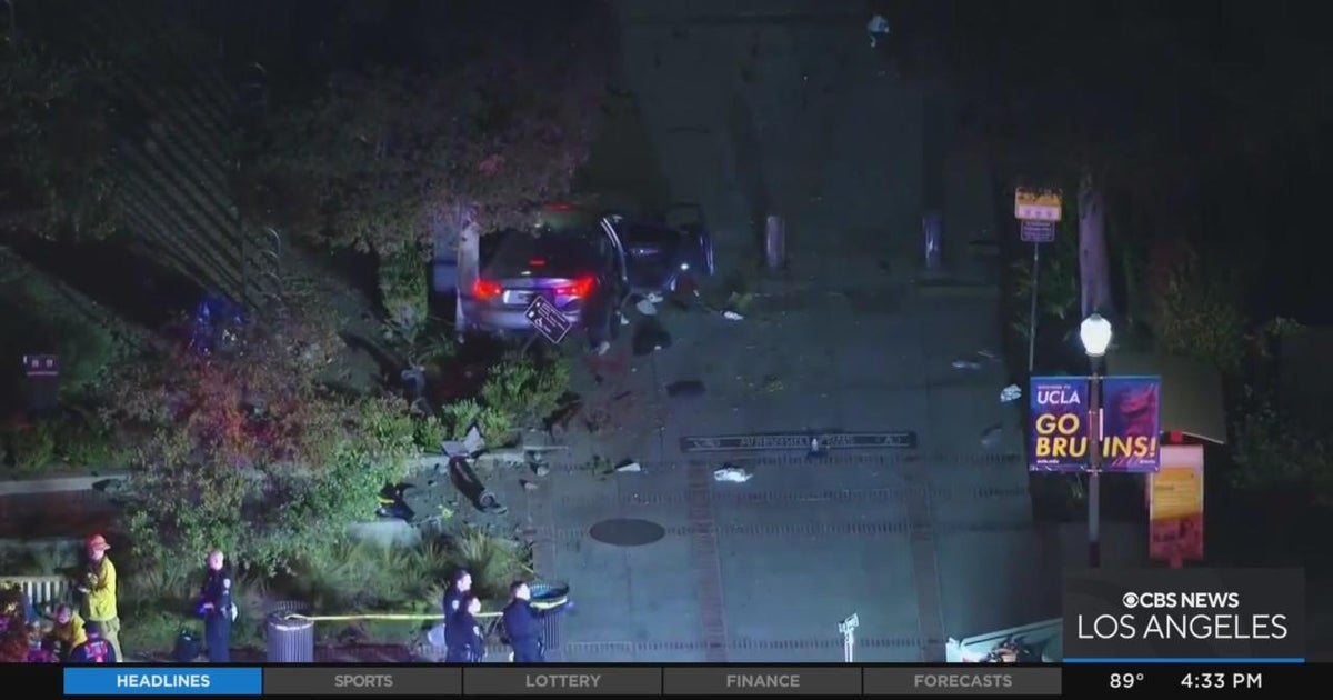 Four people taken to hospital after UCLA Police pursuit ends in crash ...