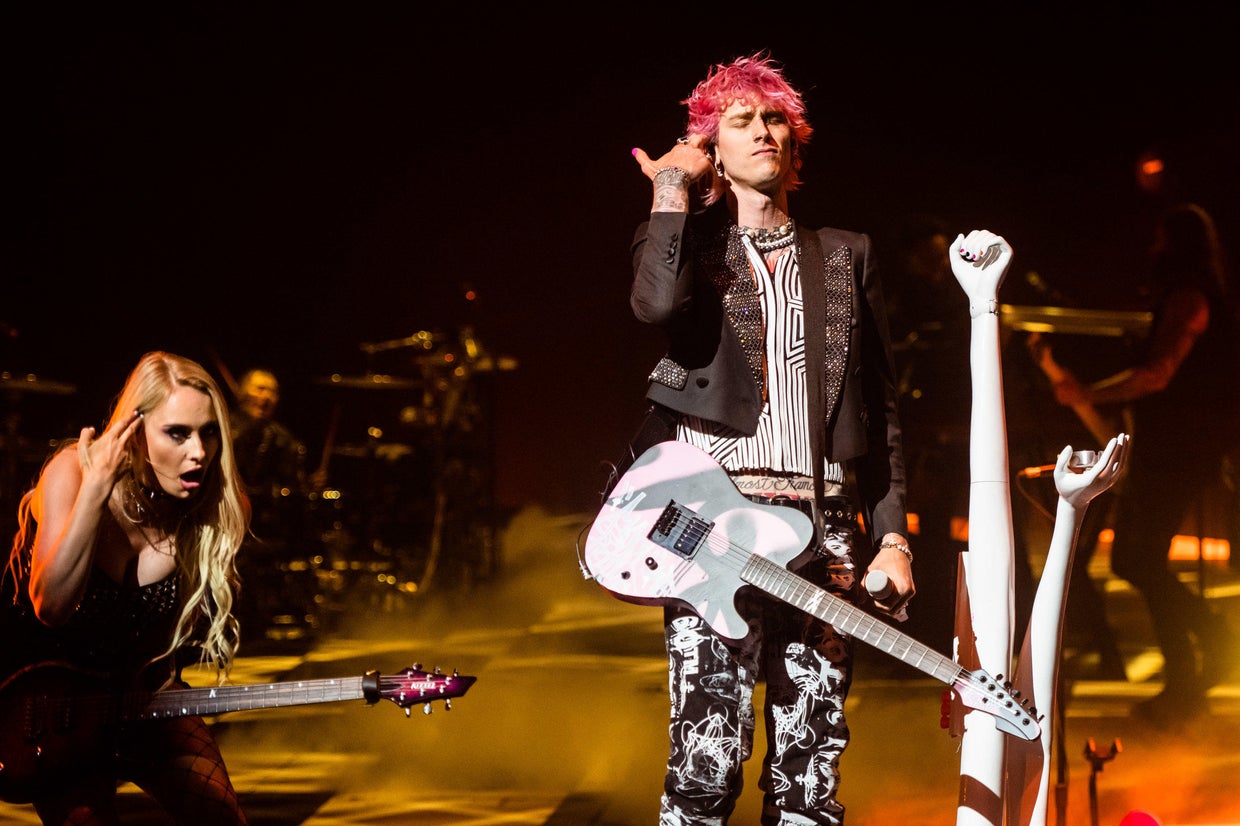 Photos: Machine Gun Kelly lands at Oakland Arena