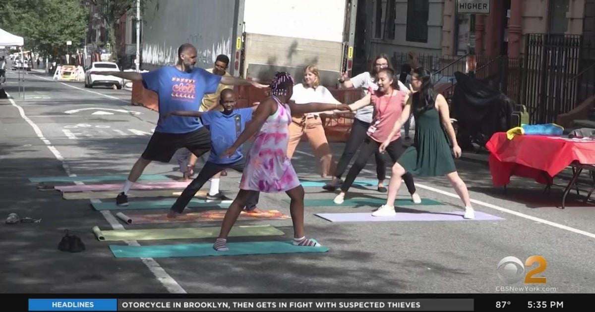 Washington Heights residents enjoy Free Open Streets - CBS New York
