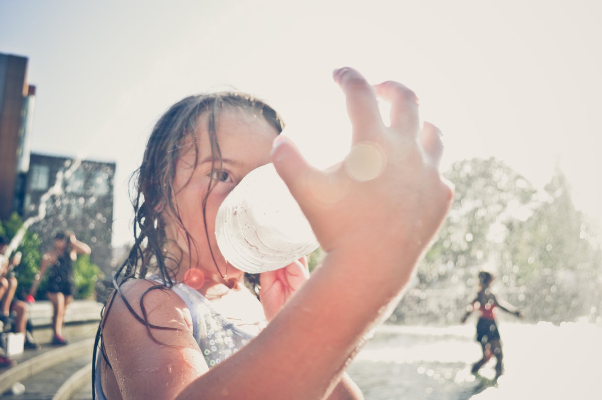 Extreme heat can be dangerous for kids, experts warn - CBS News