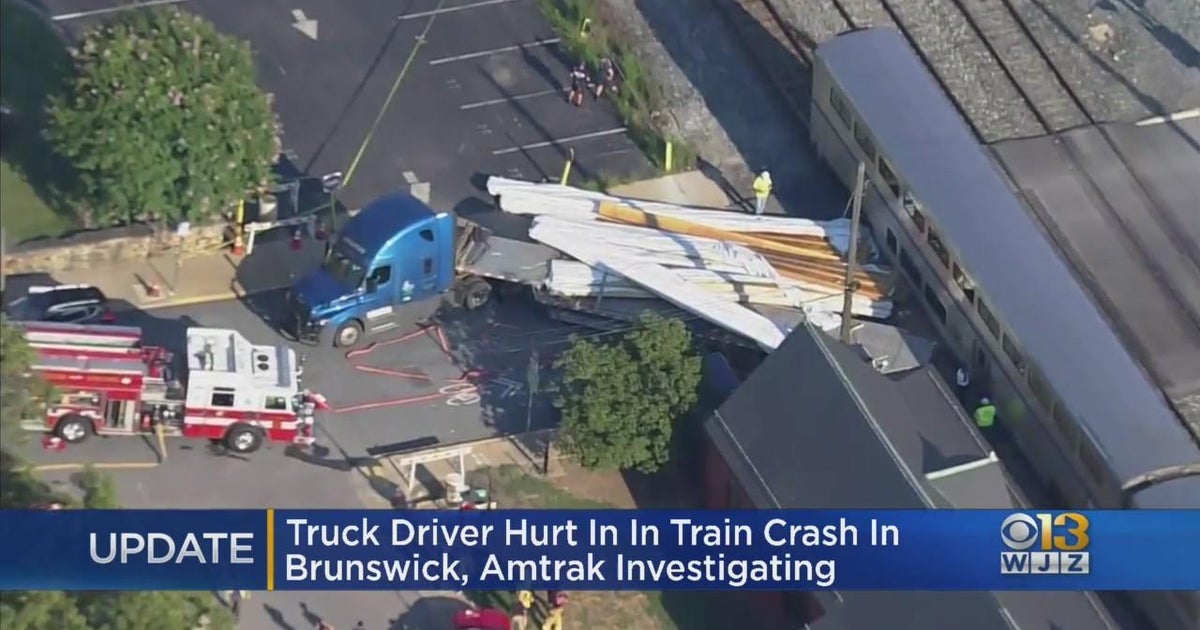 Tractor-trailer was stuck on tracks in Maryland Amtrak train collision ...