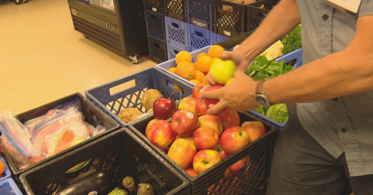 Meals on Wheels Chicago launches produce markets for seniors - CBS Chicago