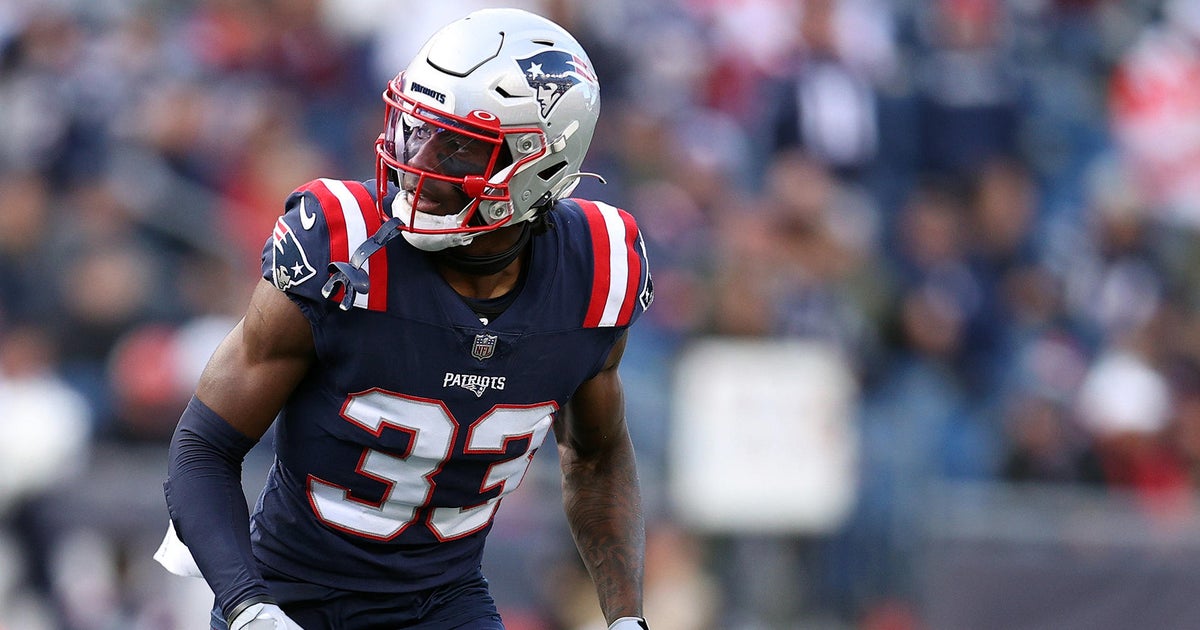 Patriots' Joejuan Williams out for season with shoulder injury - CBS Boston