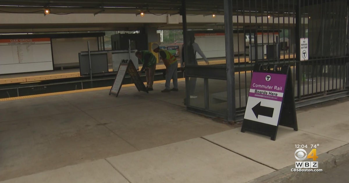 More commuters take Orange Line shuttle buses Tuesday - CBS Boston