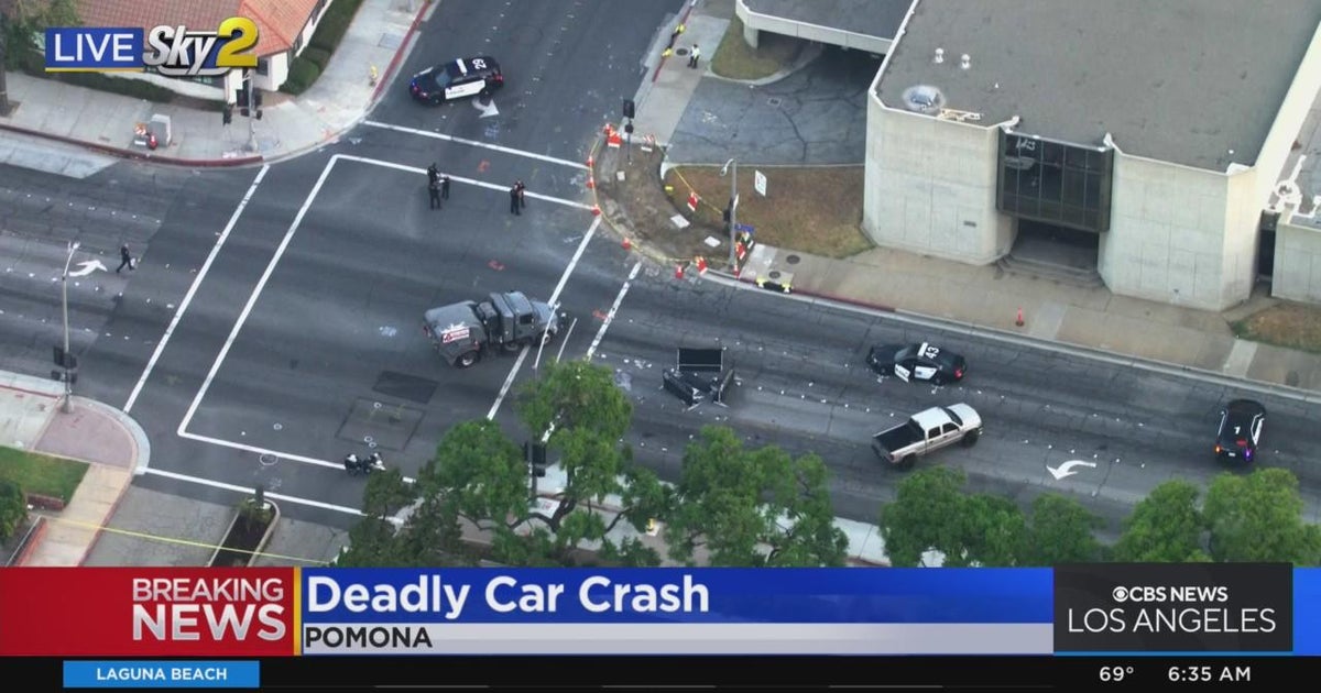 Pedestrian killed in car crash in Pomona - CBS Los Angeles