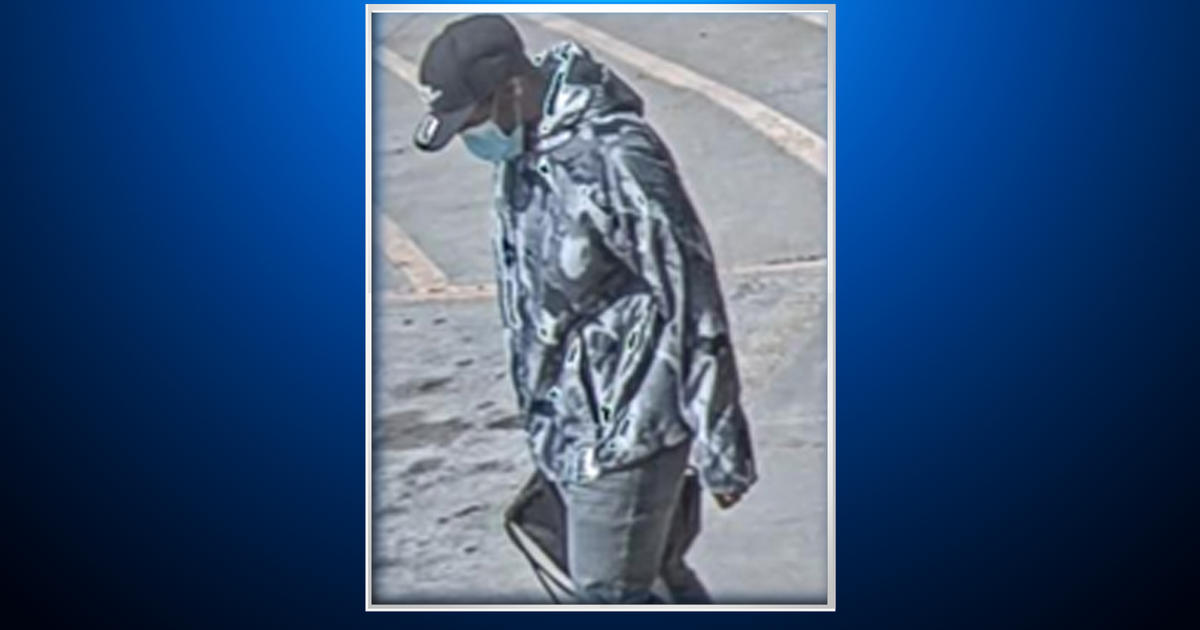Bank robber targets Commerce Bank in Aurora twice in 2 days - CBS Colorado