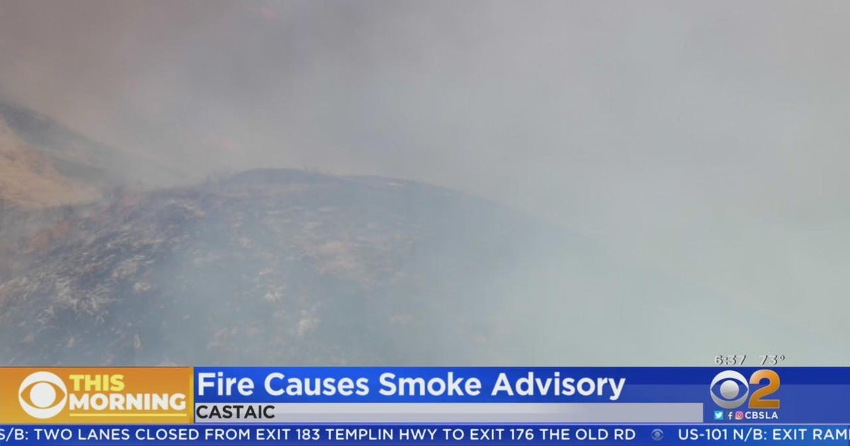 Smoke advisory issued due to wildfire burning in Castaic - CBS Los Angeles
