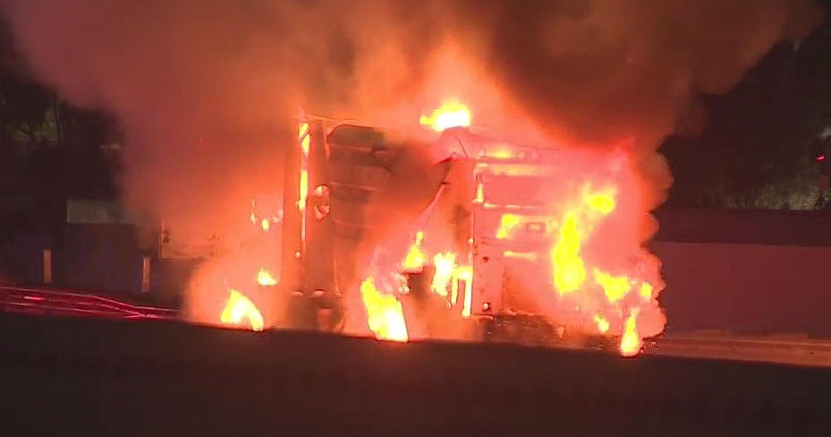 Street sweeper catches fire on 710 Freeway, prompting full closure ...