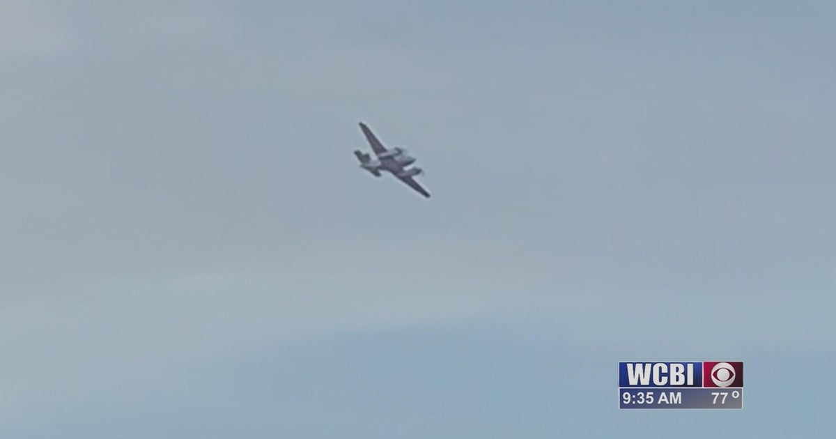 Mississippi man threatens to crash plane into Wal-Mart - CBS Minnesota