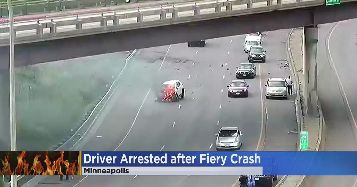 Driver arrested after I-35W car crash - CBS Minnesota