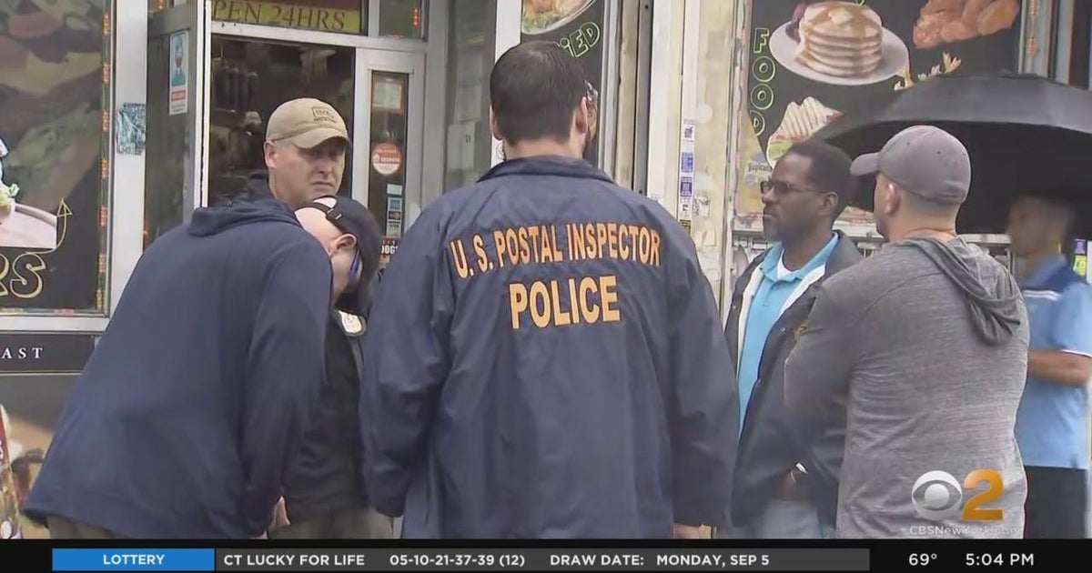 Bronx postal worker attacked, post office robbed of over $100,000 - CBS ...