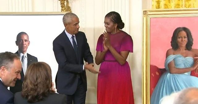Obamas return to White House for unveiling of official portraits - CBS News Obamas return to White House for unveiling of official portraits - CBS News