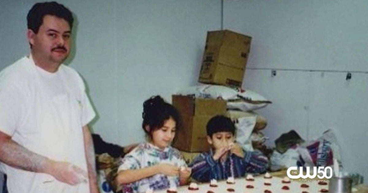 Mexicantown Bakery's history and importance to Southwest Detroit - CBS ...