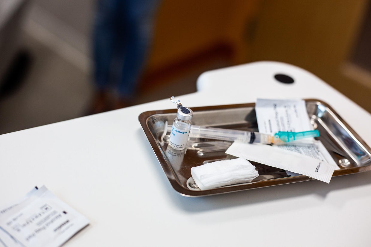Second person in the U.S. dies after contracting monkeypox - CBS News
