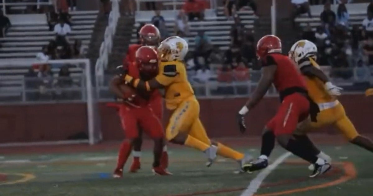 One of most highly recruited high school players in region has a coach ...