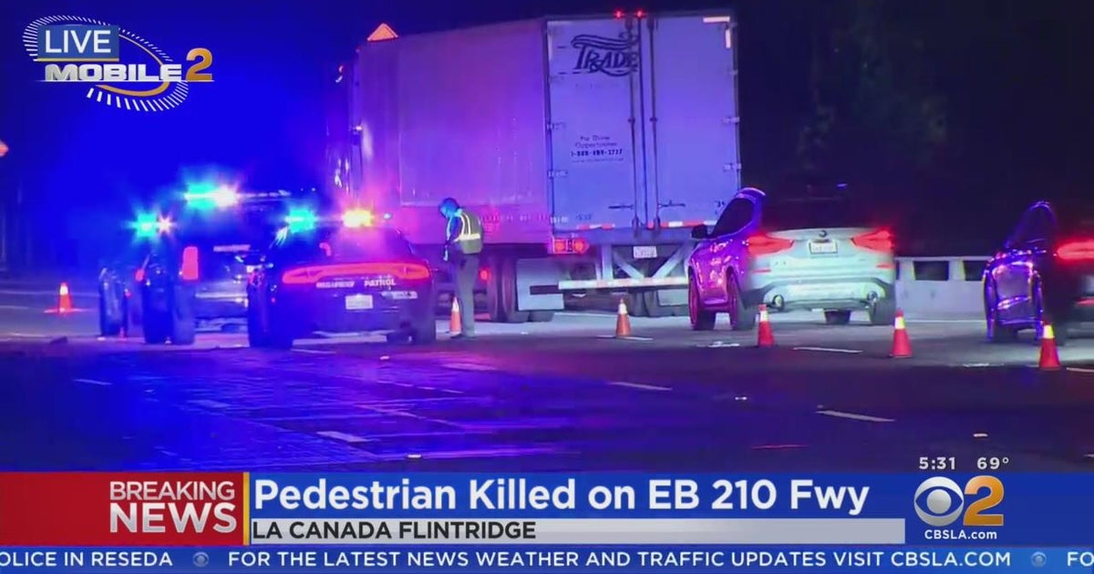 Pedestrian Killed On 210 Freeway In La Canada Flintridge Cbs Los Angeles