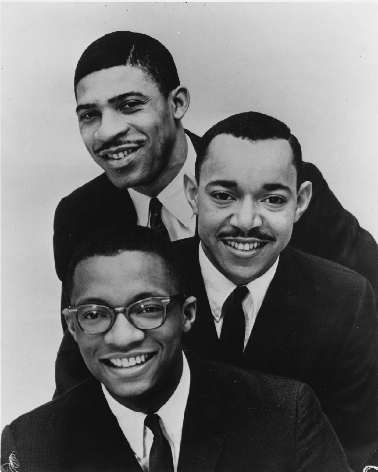 Chicago jazz legend Ramsey Lewis dies at age 87 - CBS Chicago