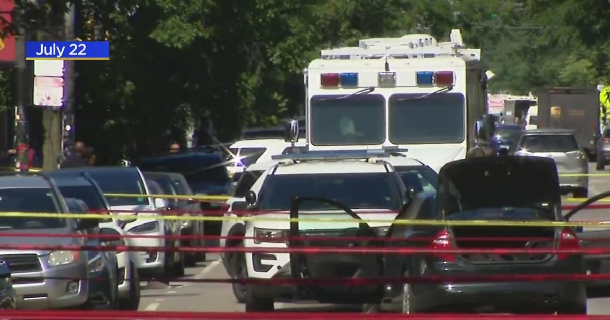 Chicago Police sergeant, officer charged in July 22 shooting - CBS Chicago