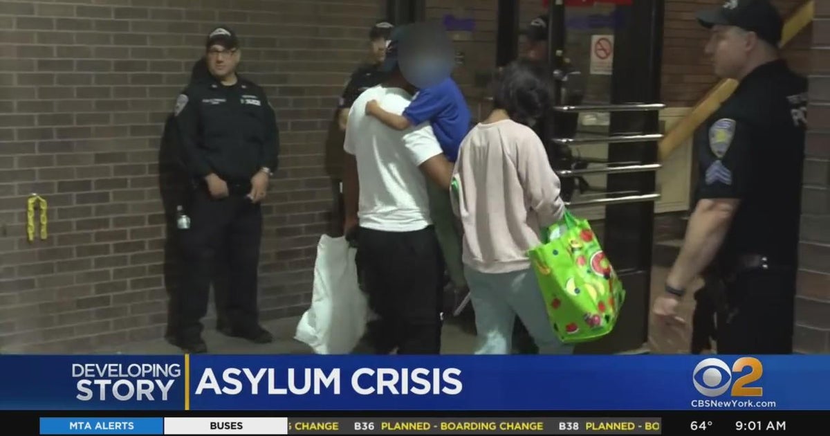 NYC scrambling to shelter thousands of asylum seekers arriving by bus ...