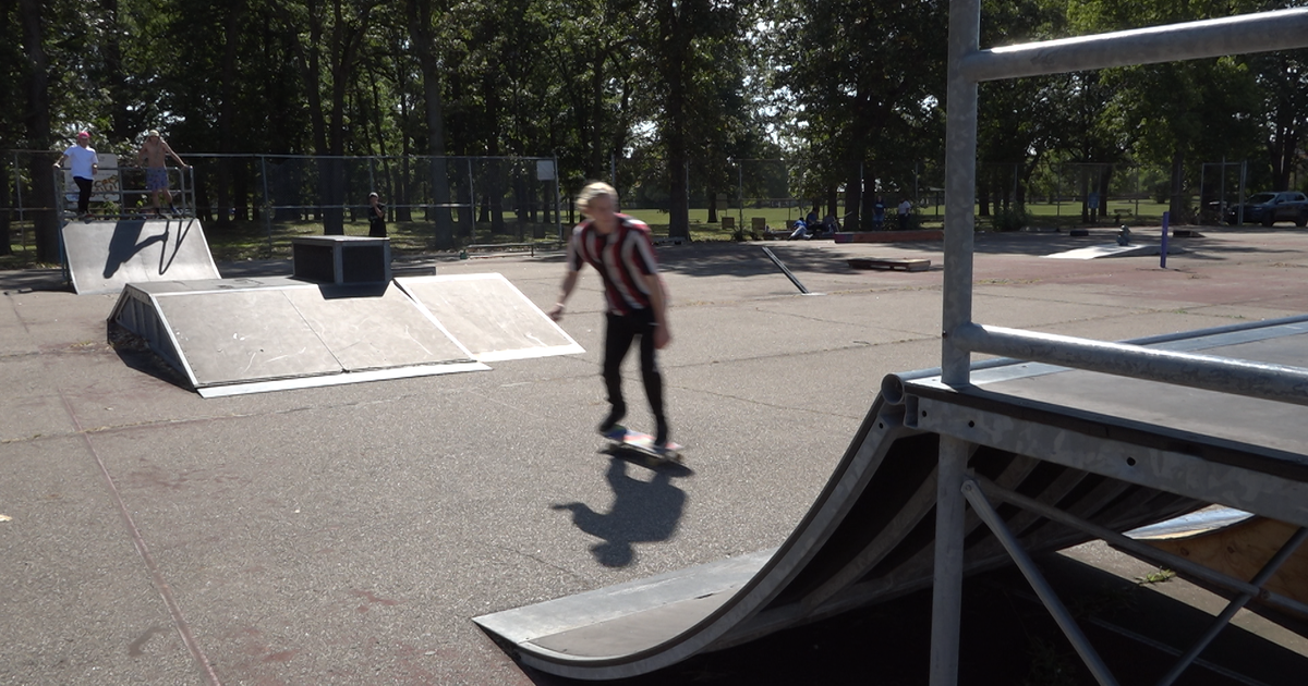 Community meeting to spotlight new Pontiac skate park - CBS Detroit