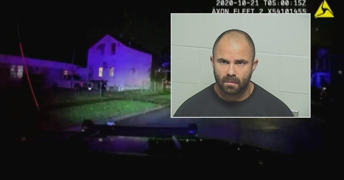 Fired Waukegan officer facing murder charges for 2020 shooting - CBS ...