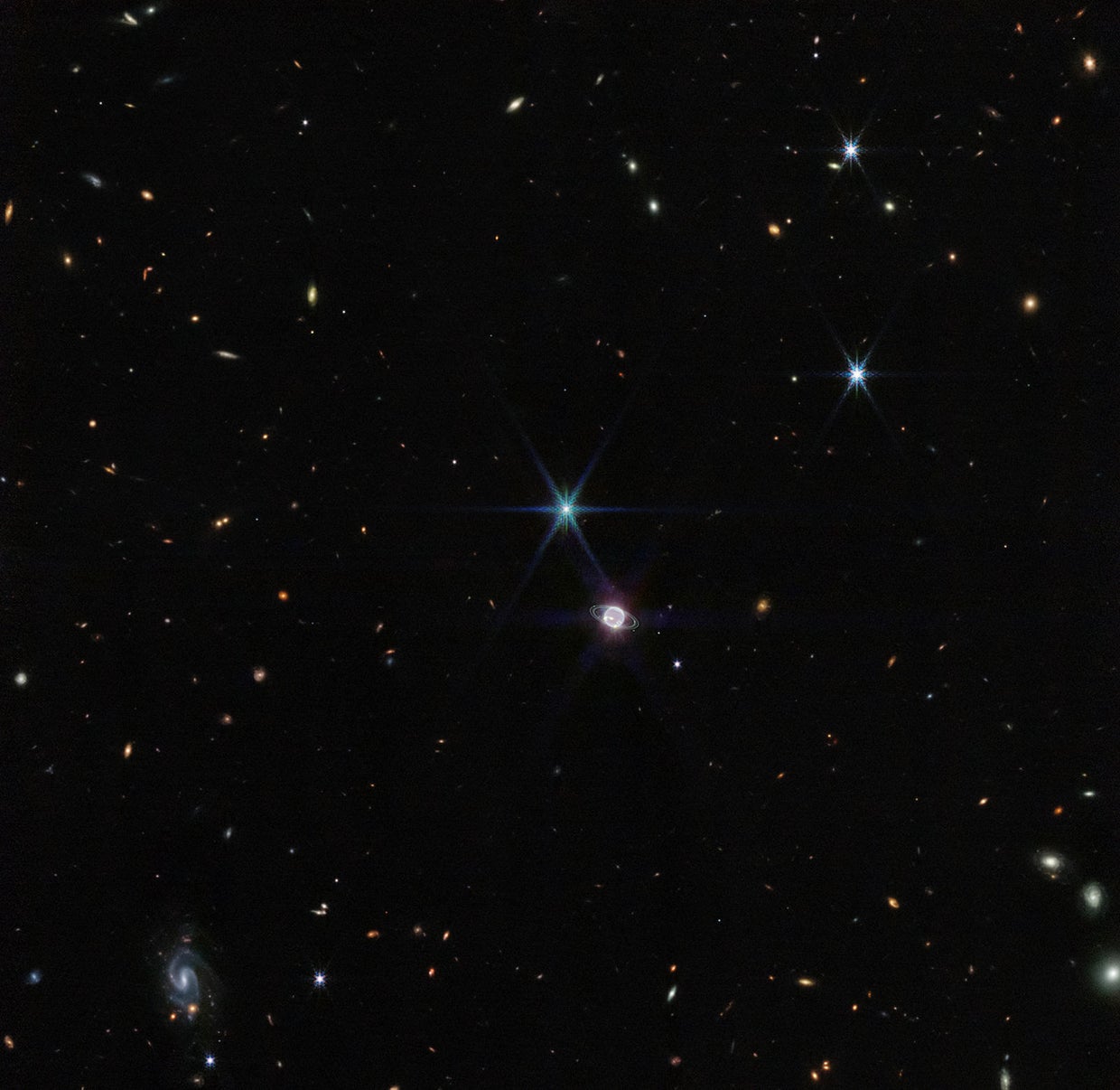 James Webb Space Telescope captures strikingly crisp images of Neptune ...
