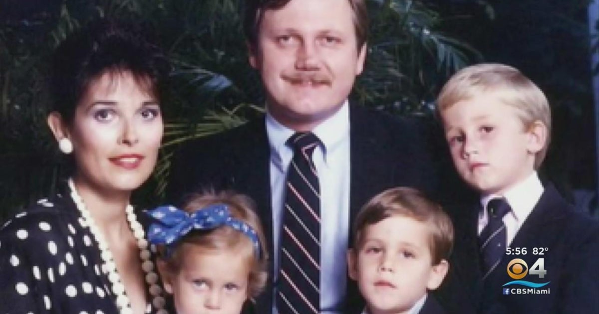 South Florida woman recounts meeting Queen Elizabeth II - CBS Miami