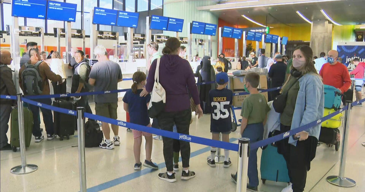 Floridians scramble on last flights to and from Boston before Hurricane ...