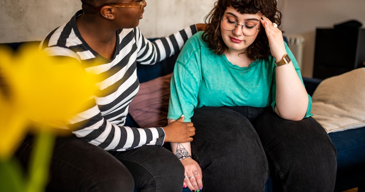 How to help friends and loved ones deal with financial debt - CBS News