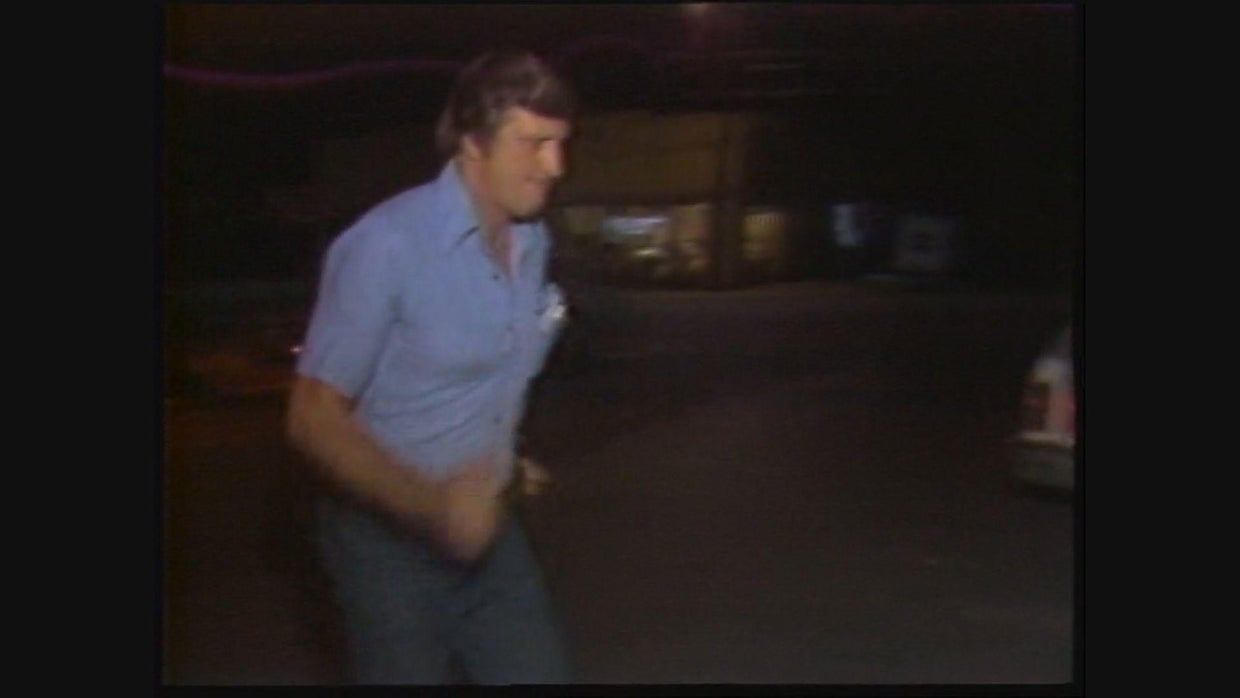 Chicago Tylenol murders: Who did it? - CBS Chicago