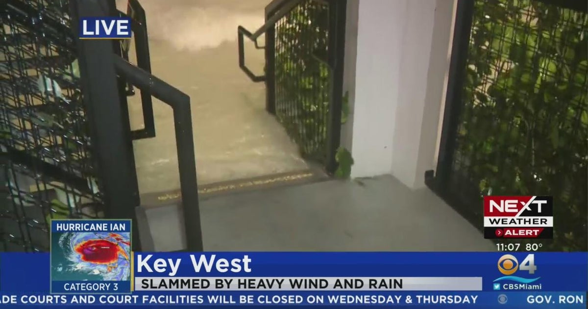 Key West slammed by heavy winds, rain of Hurricane Ian - CBS Miami