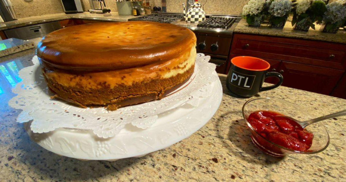 Cooking with Rania: David's birthday New York Cheesecake with ...