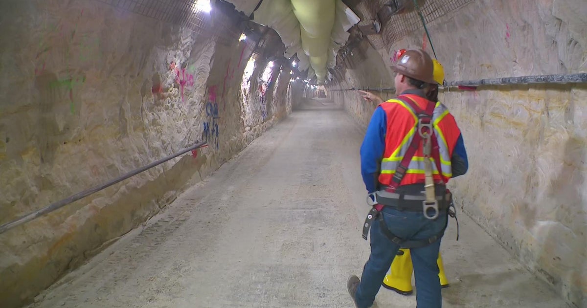 What it was like to be 80 feet down in a tunnel - CBS Minnesota