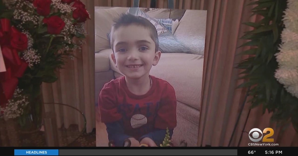 Trial Begins For Nypd Officer Charged In Murder Of Son Thomas Valva