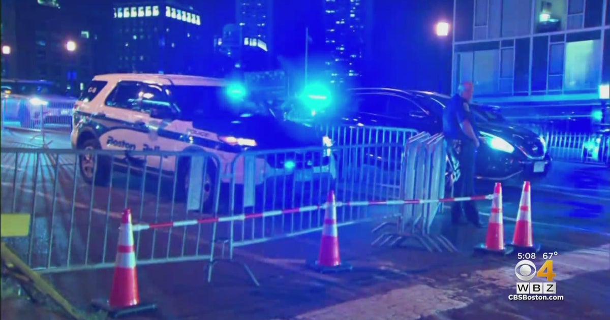 "Glass exploded everywhere": Witnesses recall moment light pole fell on ...