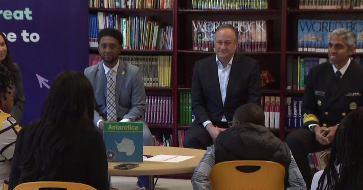 Second gentleman Doug Emhoff promotes nutrition, recreational spaces in ...