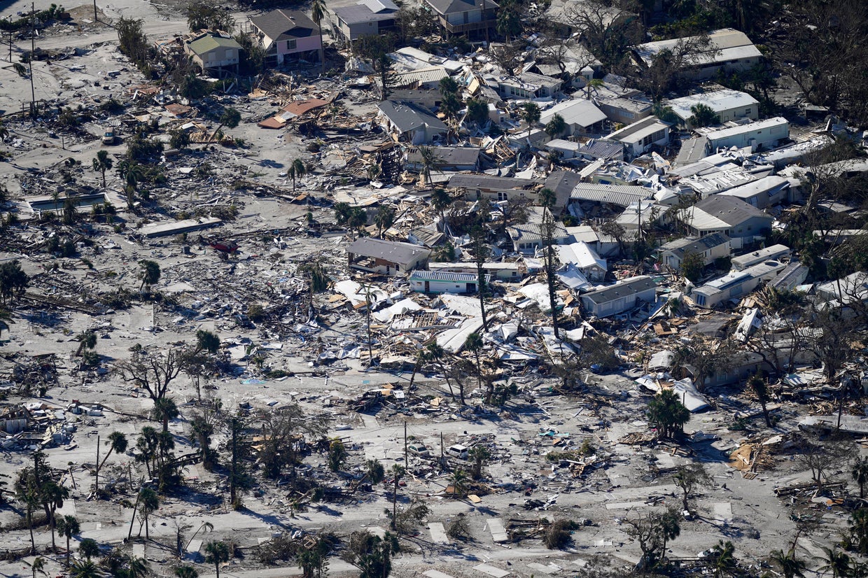 Photos show Hurricane Ian's catastrophic damage - CBS News