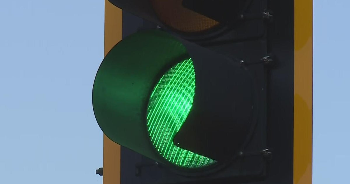 Caltrans programs keeps lights green for three weekends on US-50 - CBS ...