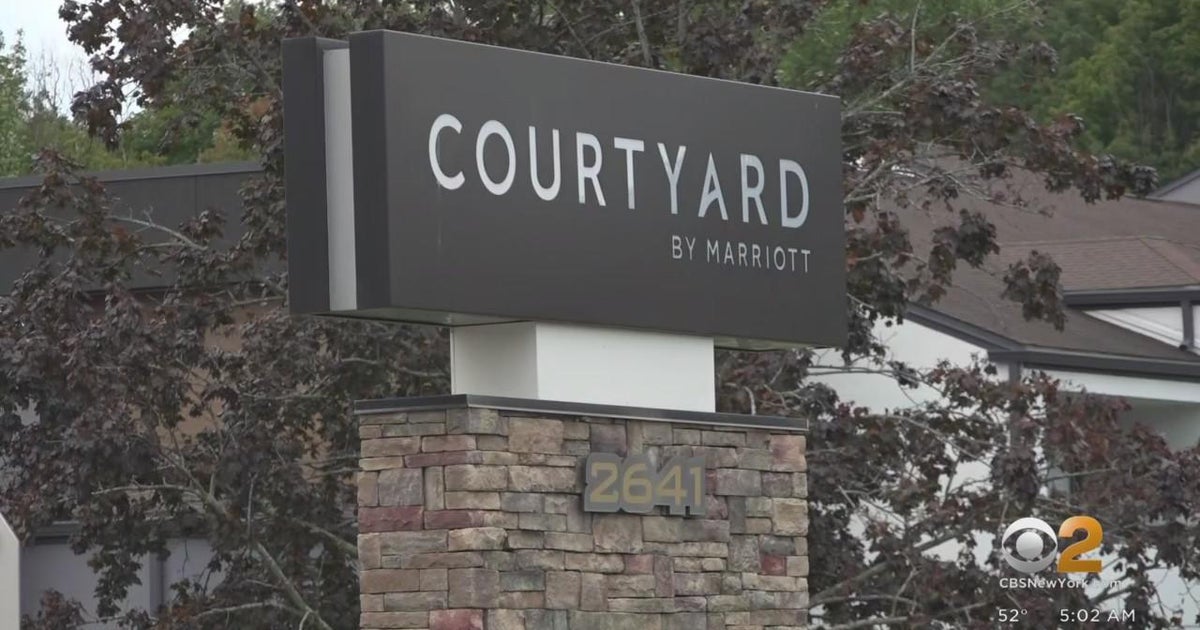 Marist father killed during family weekend - CBS New York