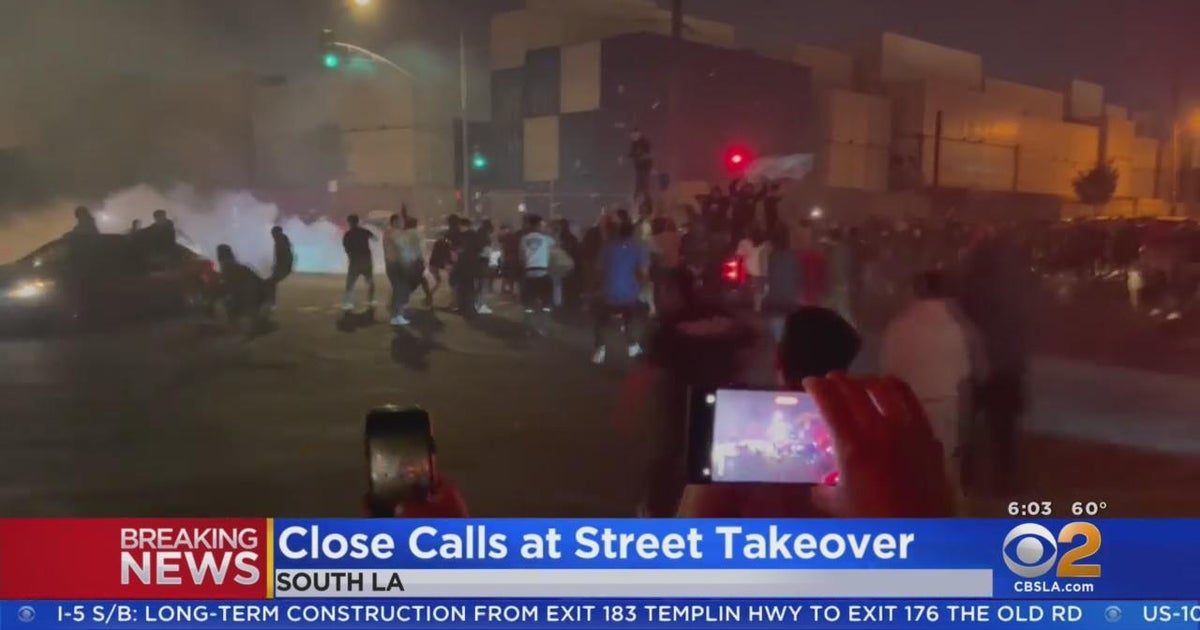 Wild street takeovers caught on video in South LA - CBS Los Angeles