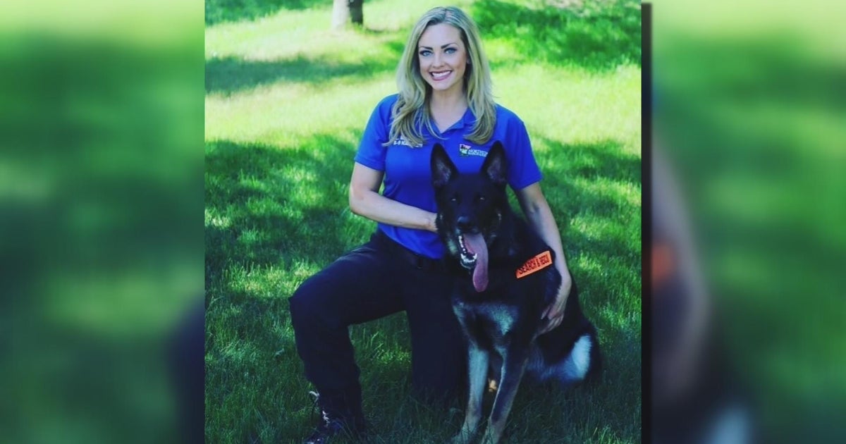 Lisa Meadows receives EMT certification - CBS Minnesota