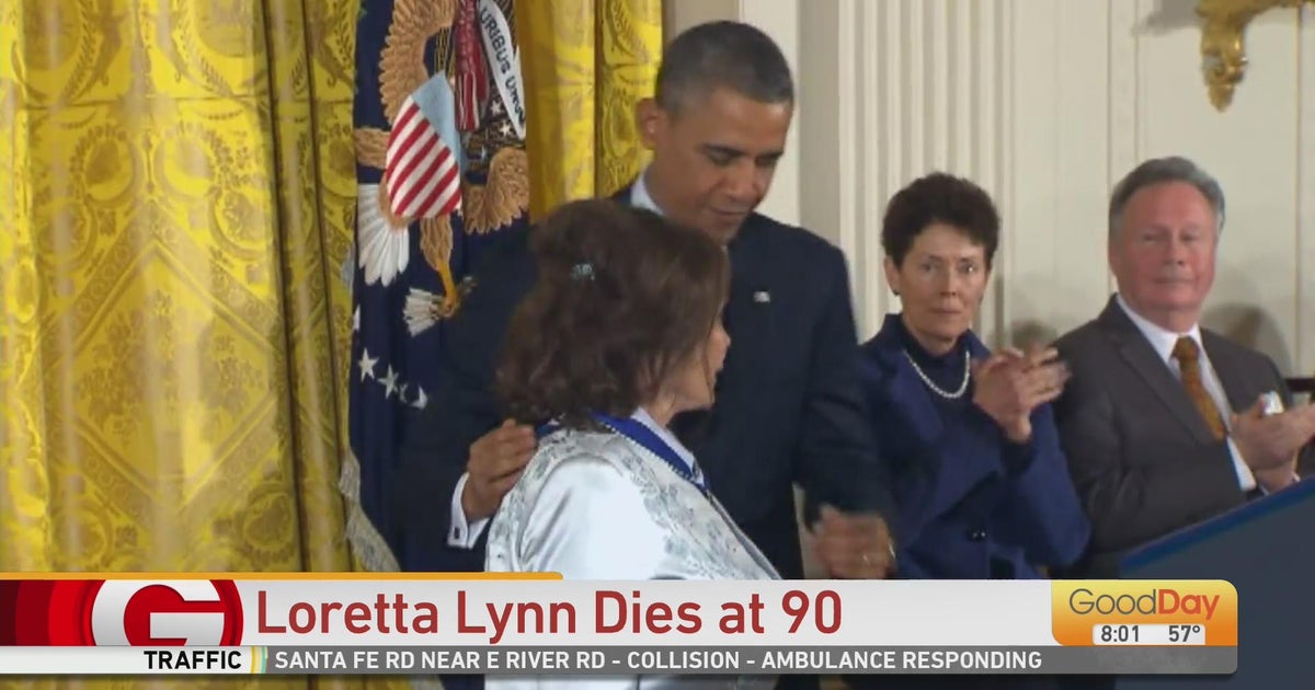 Country music legend Loretta Lynn dies at 90 - CBS Sacramento